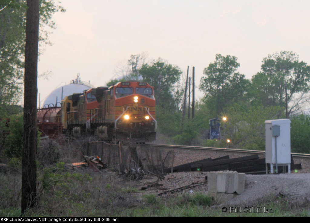 BNSF 4463